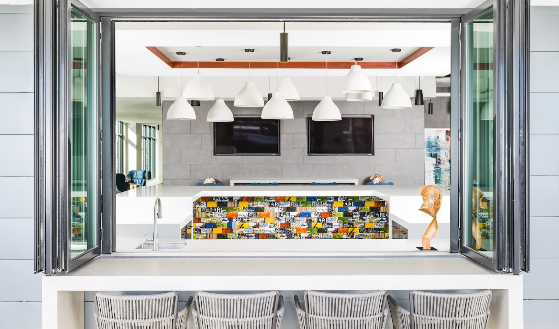 Rowan is a pet-friendly apartment community in Washington, DC